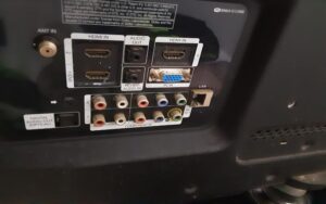 [7 Fixes] Samsung TV Screen Goes Black But Sound Still Works - Android ...